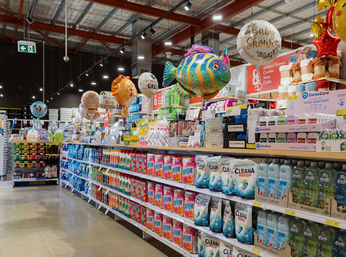 Balloons & Streamers For Parties | Red Dot